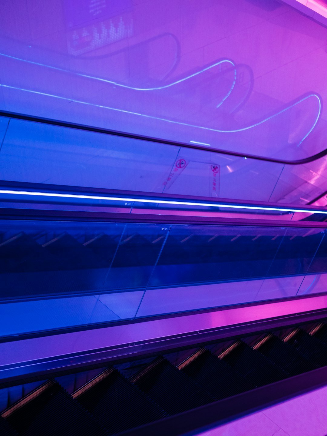 Aquascaping for Fluorescent-Lit Tanks: Stunning Designs That Thrive ...